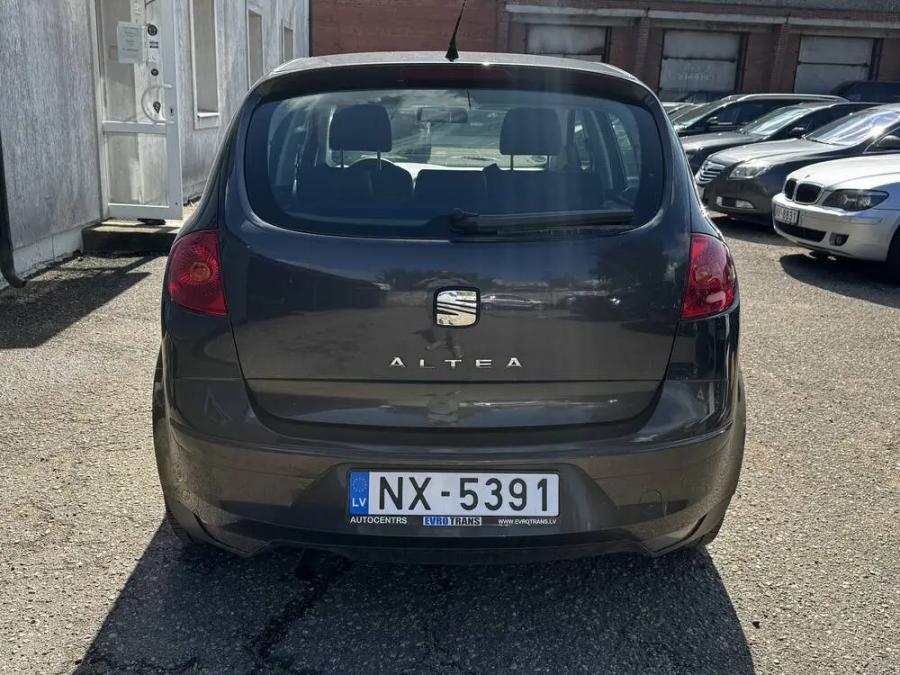 Pelēks SEAT Altea 2007 Daugavpils, ar dzinēja tilpumu 1.90 L un nobraukumu 237 tūkst. km par 3450 €, foto 6 vietnē AUTOMOTO.COM.LV