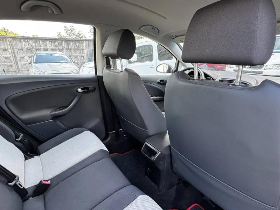 Pelēks SEAT Altea 2007 Daugavpils, ar dzinēja tilpumu 1.90 L un nobraukumu 237 tūkst. km par 3450 €, foto 21 vietnē AUTOMOTO.COM.LV