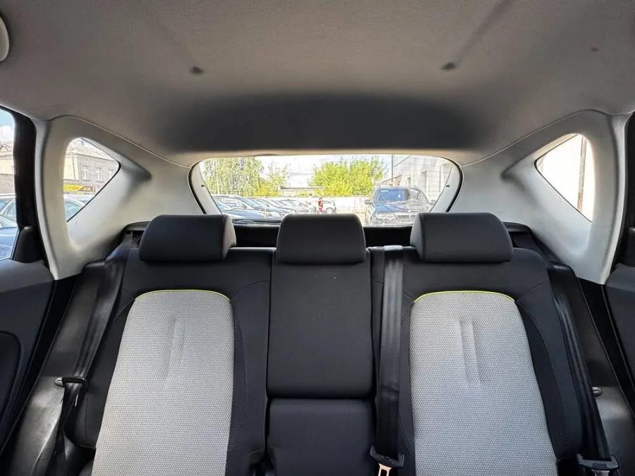 Pelēks SEAT Altea 2007 Daugavpils, ar dzinēja tilpumu 1.90 L un nobraukumu 237 tūkst. km par 3450 €, foto 22 vietnē AUTOMOTO.COM.LV
