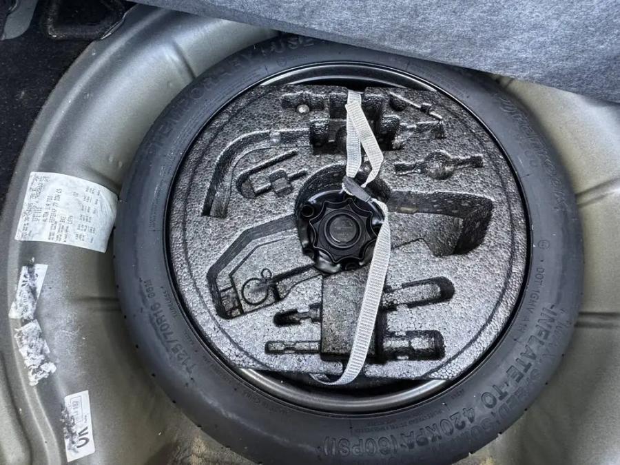 Pelēks SEAT Altea 2007 Daugavpils, ar dzinēja tilpumu 1.90 L un nobraukumu 237 tūkst. km par 3450 €, foto 24 vietnē AUTOMOTO.COM.LV