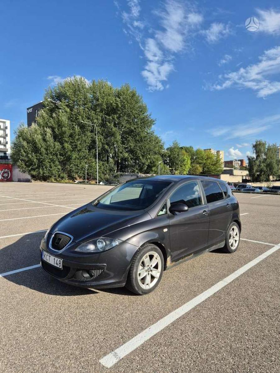 Pelēks SEAT Altea 2007 Pasvalys, ar dzinēja tilpumu 1.97 L un nobraukumu 264 tūkst. km par 1800 €, foto 3 vietnē AUTOMOTO.COM.LV
