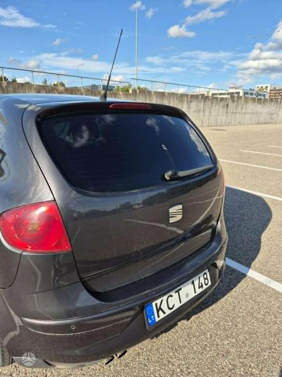 Pelēks SEAT Altea 2007 Pasvalys, ar dzinēja tilpumu 1.97 L un nobraukumu 264 tūkst. km par 1800 €, foto 12 vietnē AUTOMOTO.COM.LV