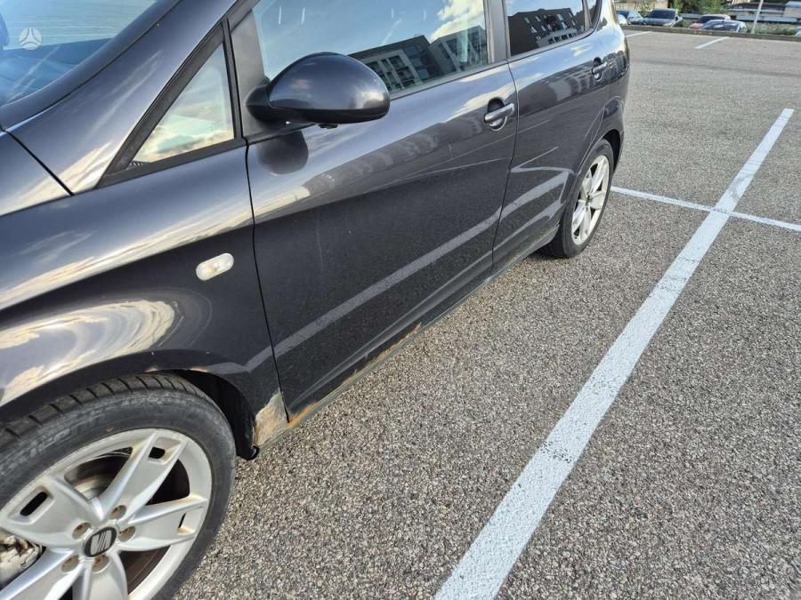 Pelēks SEAT Altea 2007 Pasvalys, ar dzinēja tilpumu 1.97 L un nobraukumu 264 tūkst. km par 1800 €, foto 15 vietnē AUTOMOTO.COM.LV