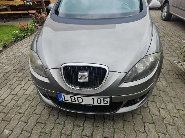 Pelēks SEAT Altea 2007 Kelmė, ar dzinēja tilpumu 2.00 L un nobraukumu 309 tūkst. km par 1400 €, foto 4 vietnē AUTOMOTO.COM.LV