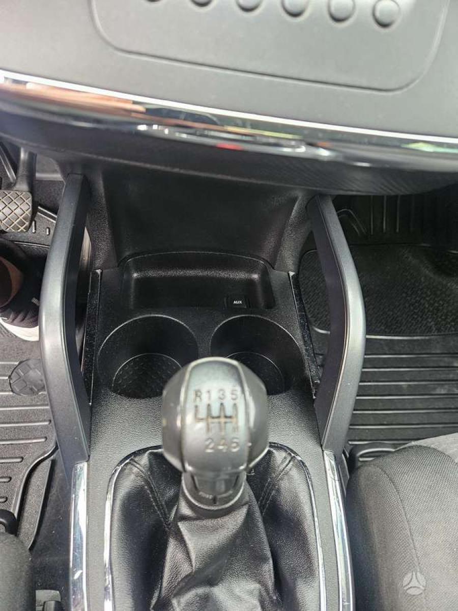 Pelēks SEAT Altea 2007 Kelmė, ar dzinēja tilpumu 2.00 L un nobraukumu 309 tūkst. km par 1400 €, foto 14 vietnē AUTOMOTO.COM.LV