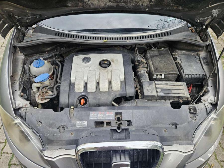 Pelēks SEAT Altea 2007 Kelmė, ar dzinēja tilpumu 2.00 L un nobraukumu 309 tūkst. km par 1400 €, foto 18 vietnē AUTOMOTO.COM.LV