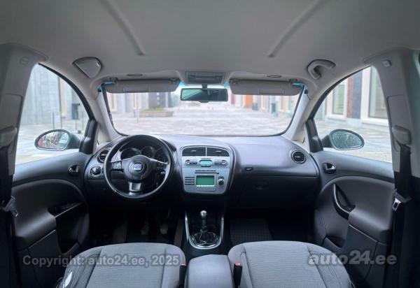 Pelēks SEAT Altea 2008 Tallina, ar dzinēja tilpumu 1.60 L un nobraukumu 200 tūkst. km par 1899 €, foto 11 vietnē AUTOMOTO.COM.LV