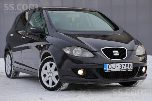 Pelēks SEAT Altea 2008 Tukums, ar dzinēja tilpumu 1.90 L un nobraukumu 378 tūkst. km par 1950 €, foto 1 vietnē AUTOMOTO.COM.LV