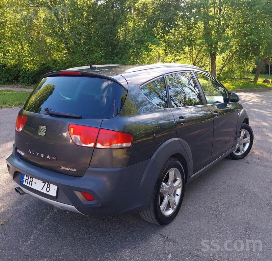 Grey SEAT Altea 2008 in Tukums, with an engine capacity of 2.00 L and mileage of 351 thousand km for 2700 €, photo 4 on AUTOMOTO.COM.LV