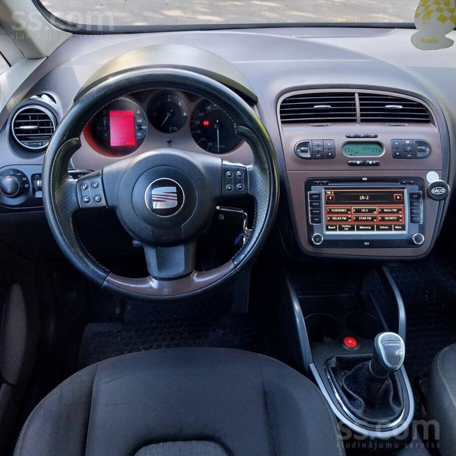 Grey SEAT Altea 2008 in Tukums, with an engine capacity of 2.00 L and mileage of 351 thousand km for 2700 €, photo 8 on AUTOMOTO.COM.LV