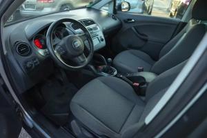 Grey SEAT Altea 2008 in Liepaja, with an engine capacity of 1.90 L and mileage of 205 thousand km for 3800 €, photo 9 on AUTOMOTO.COM.LV