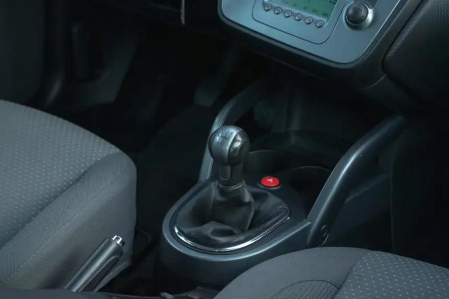 Grey SEAT Altea 2008 in Liepaja, with an engine capacity of 1.90 L and mileage of 205 thousand km for 3800 €, photo 19 on AUTOMOTO.COM.LV