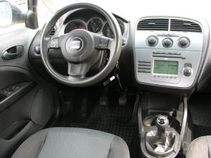 Pelēks SEAT Altea 2008 Rīga, ar dzinēja tilpumu 1.90 L un nobraukumu 0 tūkst. km par 1750 €, foto 15 vietnē AUTOMOTO.COM.LV