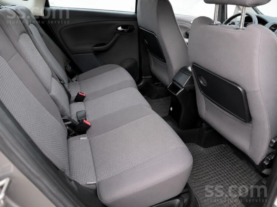 Pelēks SEAT Altea 2008 Rīga, ar dzinēja tilpumu 2.00 L un nobraukumu 358 tūkst. km par 900 €, foto 9 vietnē AUTOMOTO.COM.LV