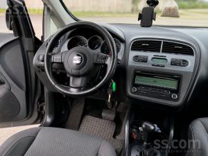 Pelēks SEAT Altea 2008 Rīga, ar dzinēja tilpumu 2.00 L un nobraukumu 358 tūkst. km par 900 €, foto 10 vietnē AUTOMOTO.COM.LV