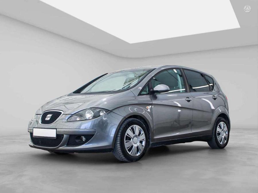 Pelēks SEAT Altea 2008 Kauņa, ar dzinēja tilpumu 1.90 L un nobraukumu 276 tūkst. km par 2390 €, foto 1 vietnē AUTOMOTO.COM.LV
