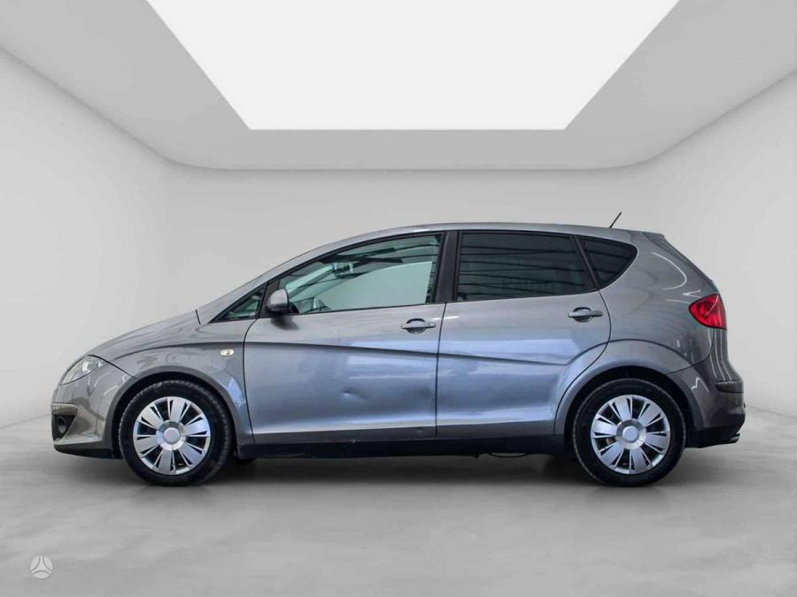 Pelēks SEAT Altea 2008 Kauņa, ar dzinēja tilpumu 1.90 L un nobraukumu 276 tūkst. km par 2390 €, foto 4 vietnē AUTOMOTO.COM.LV