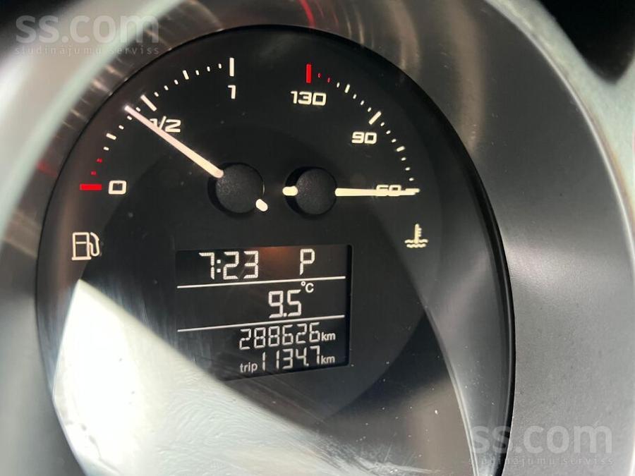Grey SEAT Altea 2010 in Kuldiga, with an engine capacity of 1.60 L and mileage of 289 thousand km for 3250 €, photo 9 on AUTOMOTO.COM.LV