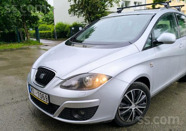 Grey SEAT Altea 2010 in Riga, with an engine capacity of 1.80 L and mileage of 283 thousand km for 3900 €, photo 3 on AUTOMOTO.COM.LV
