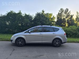 Pelēks SEAT Altea 2010 Rīga, ar dzinēja tilpumu 1.80 L un nobraukumu 284 tūkst. km par 2800 €, foto  vietnē AUTOMOTO.COM.LV