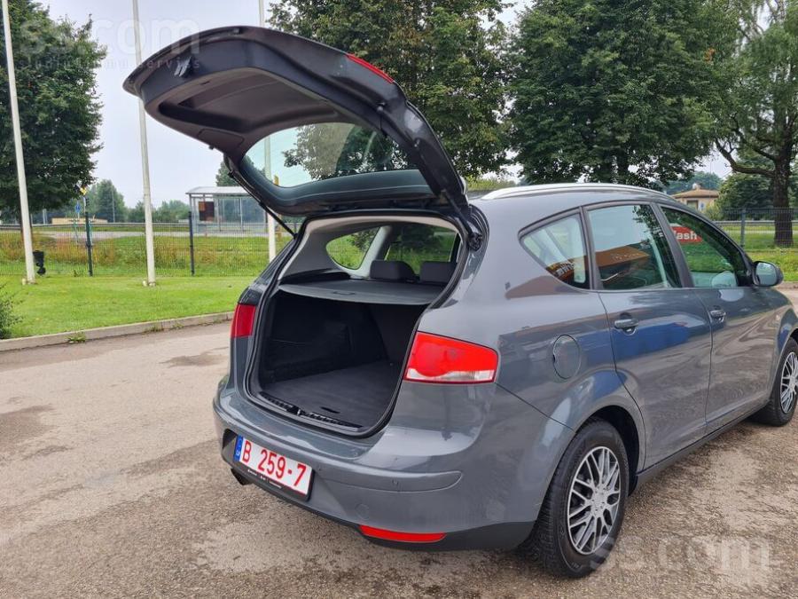 Grey SEAT Altea 2010 in Ogre, with an engine capacity of 1.40 L and mileage of 0 thousand km for 4770 €, photo 25 on AUTOMOTO.COM.LV