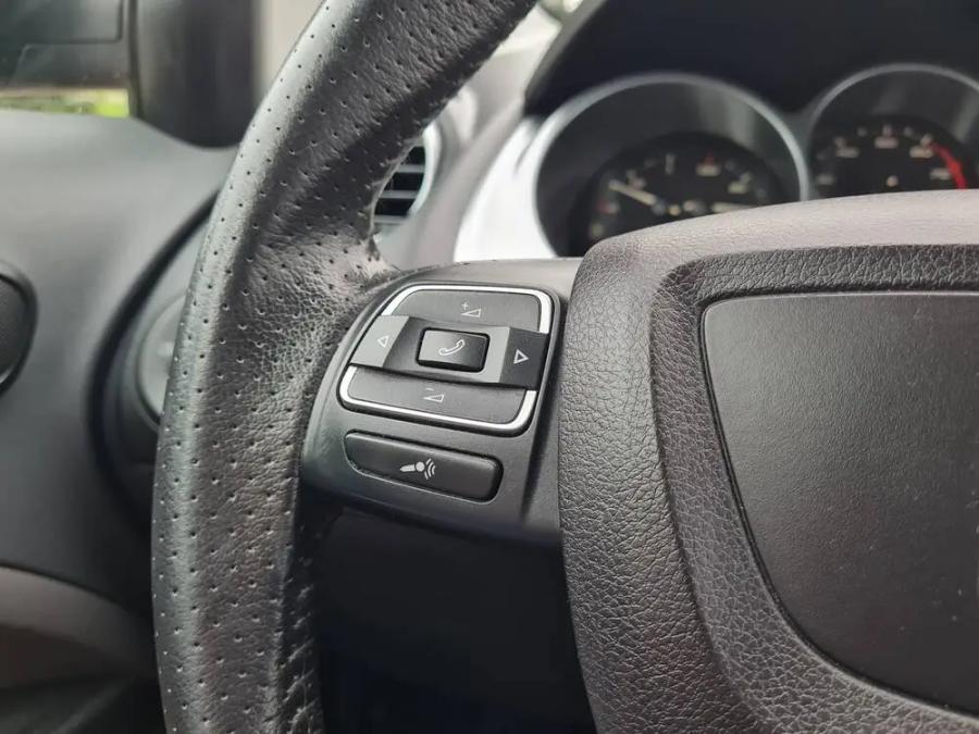 Pelēks SEAT Altea 2010 Ogre, ar dzinēja tilpumu 1.40 L un nobraukumu 205 tūkst. km par 4770 €, foto 18 vietnē AUTOMOTO.COM.LV