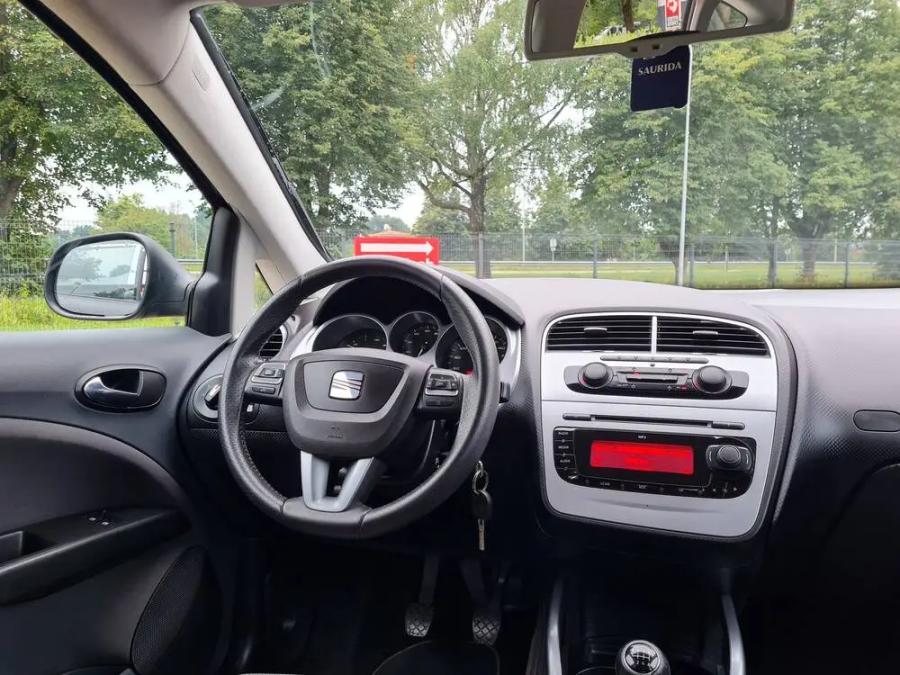 Pelēks SEAT Altea 2010 Ogre, ar dzinēja tilpumu 1.40 L un nobraukumu 205 tūkst. km par 4770 €, foto 24 vietnē AUTOMOTO.COM.LV