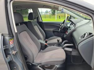 Pelēks SEAT Altea 2010 Ogre, ar dzinēja tilpumu 1.40 L un nobraukumu 205 tūkst. km par 4770 €, foto 31 vietnē AUTOMOTO.COM.LV