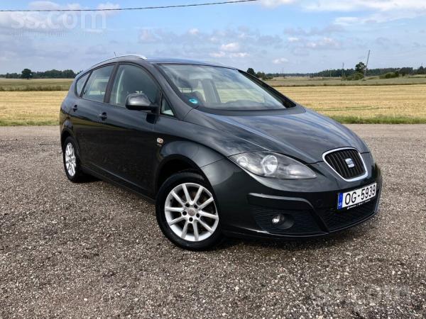 Grey SEAT Altea 2011 in Talsi, with an engine capacity of 1.20 L and mileage of 165 thousand km for 5500 €, photo 1 on AUTOMOTO.COM.LV