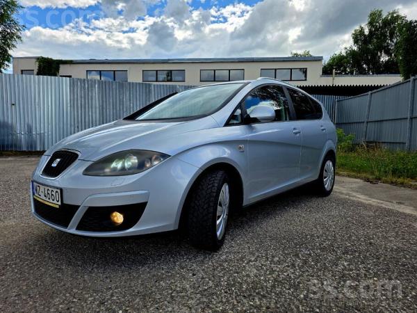 Grey SEAT Altea 2011 in Riga, with an engine capacity of 1.20 L and mileage of 238 thousand km for 2600 €, photo 1 on AUTOMOTO.COM.LV