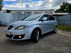 Grey SEAT Altea 2011 in Riga, with an engine capacity of 1.20 L and mileage of 238 thousand km for 2600 €, photo 1 on AUTOMOTO.COM.LV