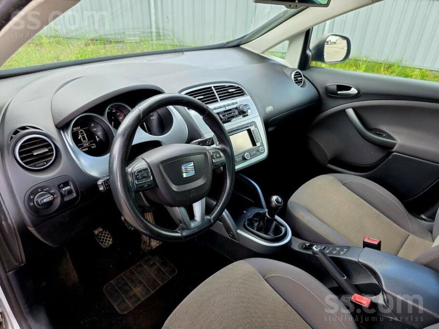 Grey SEAT Altea 2011 in Riga, with an engine capacity of 1.20 L and mileage of 238 thousand km for 2600 €, photo 9 on AUTOMOTO.COM.LV