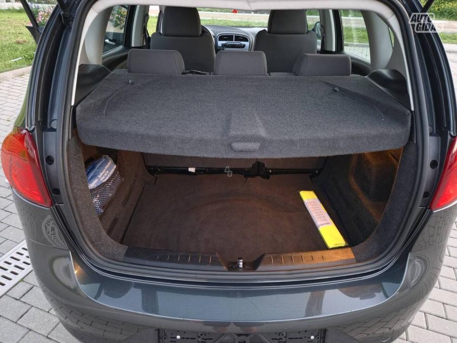 Pelēks SEAT Altea 2011 Kauņa, ar dzinēja tilpumu 1.80 L un nobraukumu 241 tūkst. km par 3990 €, foto 16 vietnē AUTOMOTO.COM.LV