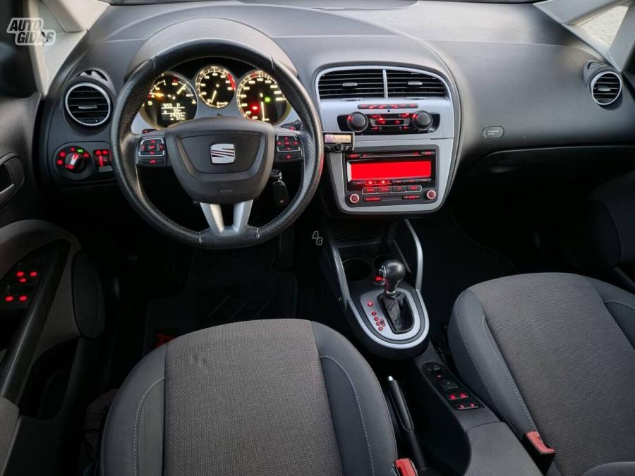 Pelēks SEAT Altea 2011 Kauņa, ar dzinēja tilpumu 1.80 L un nobraukumu 241 tūkst. km par 3990 €, foto 24 vietnē AUTOMOTO.COM.LV