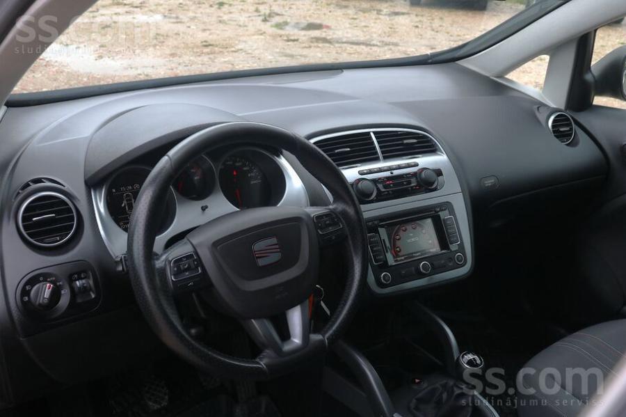 Grey SEAT Altea 2011 in Kuldiga, with an engine capacity of 1.20 L and mileage of 222 thousand km for 3900 €, photo 21 on AUTOMOTO.COM.LV
