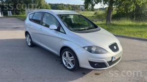Grey SEAT Altea 2012 in Tukums, with an engine capacity of 1.20 L and mileage of 312 thousand km for 2800 €, photo 3 on AUTOMOTO.COM.LV
