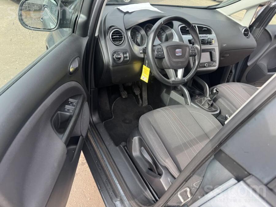 Pelēks SEAT Altea 2012 Rīga, ar dzinēja tilpumu 2.00 L un nobraukumu 154 tūkst. km par 6450 €, foto 11 vietnē AUTOMOTO.COM.LV