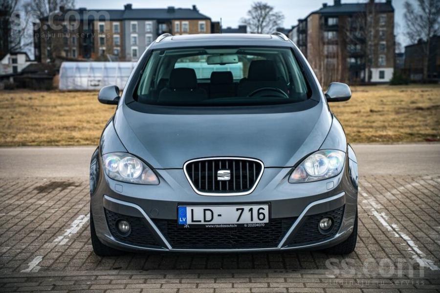 Grey SEAT Altea 2013 in Riga, with an engine capacity of 1.60 L and mileage of 0 thousand km for 1990 €, photo 3 on AUTOMOTO.COM.LV