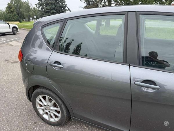 Pelēks SEAT Altea 2013 Tauragė, ar dzinēja tilpumu 1.60 L un nobraukumu 182 tūkst. km par 4500 €, foto 8 vietnē AUTOMOTO.COM.LV