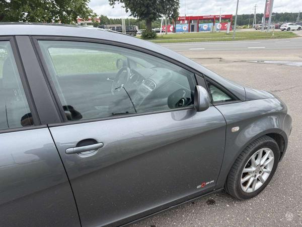 Pelēks SEAT Altea 2013 Tauragė, ar dzinēja tilpumu 1.60 L un nobraukumu 182 tūkst. km par 4500 €, foto 9 vietnē AUTOMOTO.COM.LV
