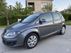 Grey SEAT Altea 2013 in Birzai, with an engine capacity of 1.60 L and mileage of 294 thousand km for 3250 €, photo  on AUTOMOTO.COM.LV