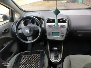 Pelēks SEAT Altea 2004 Plungė, ar dzinēja tilpumu 2.00 L un nobraukumu 273 tūkst. km par 1500 €, foto 7 vietnē AUTOMOTO.COM.LV