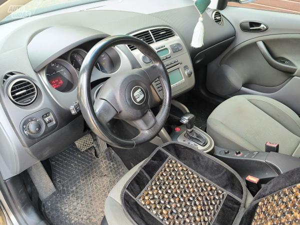 Pelēks SEAT Altea 2004 Plungė, ar dzinēja tilpumu 2.00 L un nobraukumu 273 tūkst. km par 1500 €, foto 7 vietnē AUTOMOTO.COM.LV