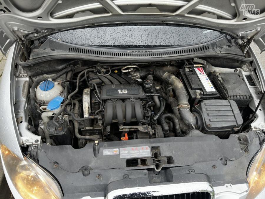 Pelēks SEAT Altea 2004 Klaipėda, ar dzinēja tilpumu 1.60 L un nobraukumu 239 tūkst. km par 750 €, foto 7 vietnē AUTOMOTO.COM.LV