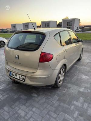 Grey SEAT Altea 2004 in Kaunas, with an engine capacity of 1.90 L and mileage of 271 thousand km for 1300 €, photo 6 on AUTOMOTO.COM.LV