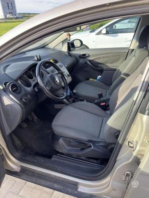 Grey SEAT Altea 2004 in Kaunas, with an engine capacity of 1.90 L and mileage of 271 thousand km for 1300 €, photo 11 on AUTOMOTO.COM.LV