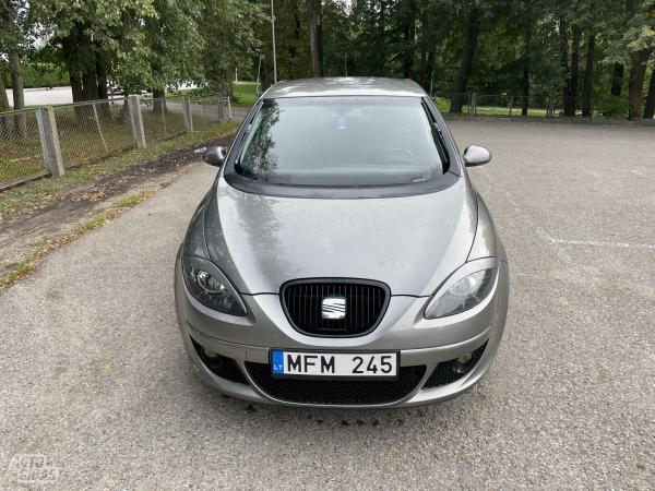 Grey SEAT Altea 2004 in Marijampole, with an engine capacity of 2.00 L and mileage of 354 thousand km for 1500 €, photo 3 on AUTOMOTO.COM.LV