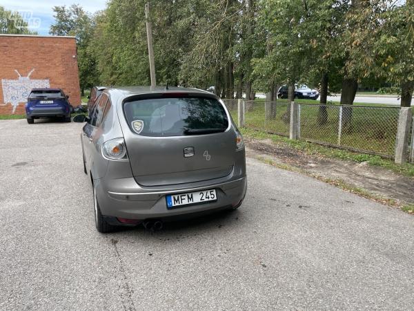 Grey SEAT Altea 2004 in Marijampole, with an engine capacity of 2.00 L and mileage of 354 thousand km for 1500 €, photo 5 on AUTOMOTO.COM.LV