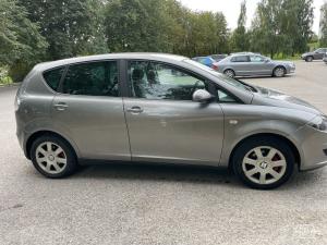 Grey SEAT Altea 2004 in Marijampole, with an engine capacity of 2.00 L and mileage of 354 thousand km for 1500 €, photo 7 on AUTOMOTO.COM.LV