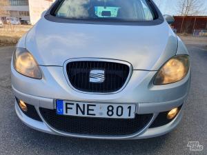 Pelēks SEAT Altea 2005 Šauļi, ar dzinēja tilpumu 2.00 L un nobraukumu 290 tūkst. km par 1100 €, foto 3 vietnē AUTOMOTO.COM.LV